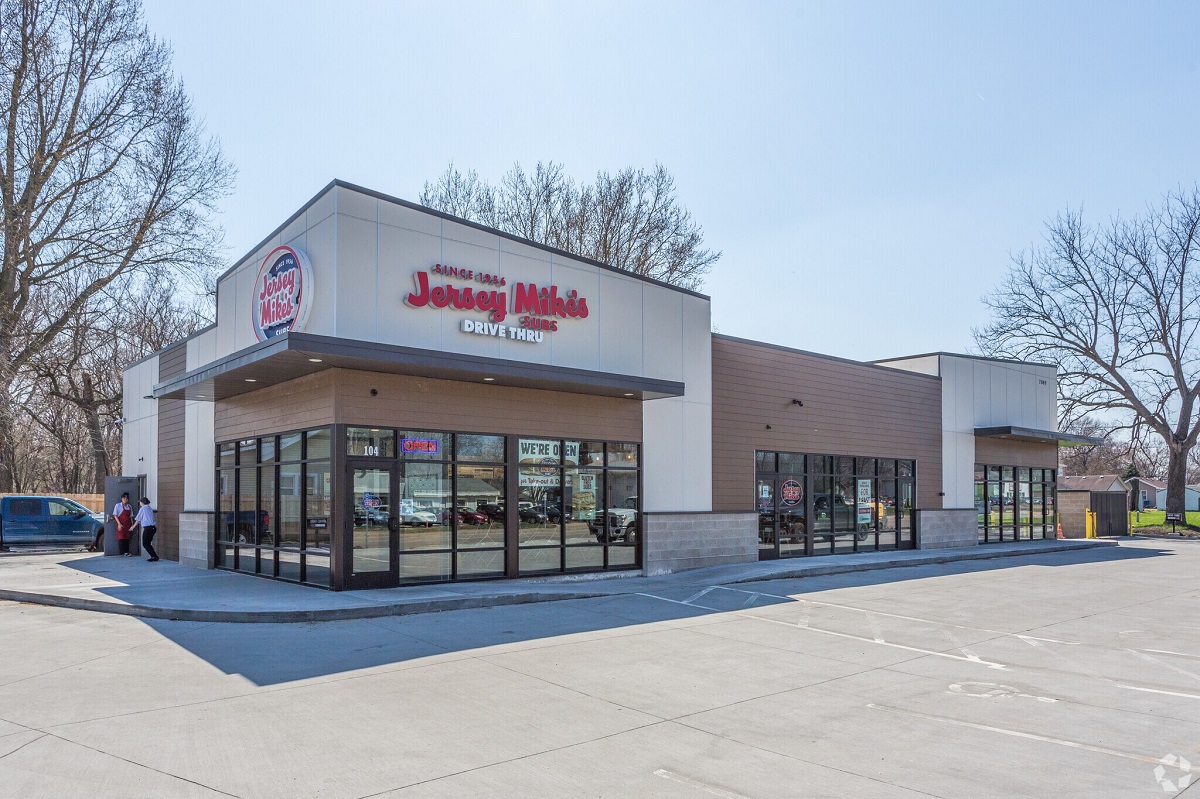 Jersey Mike’s Sub Size Chart: Your Guide to Menu Choices (Updated 2025 ...